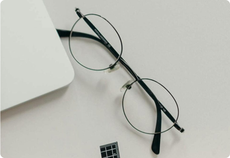 How to buy glasses in Germany | Feather